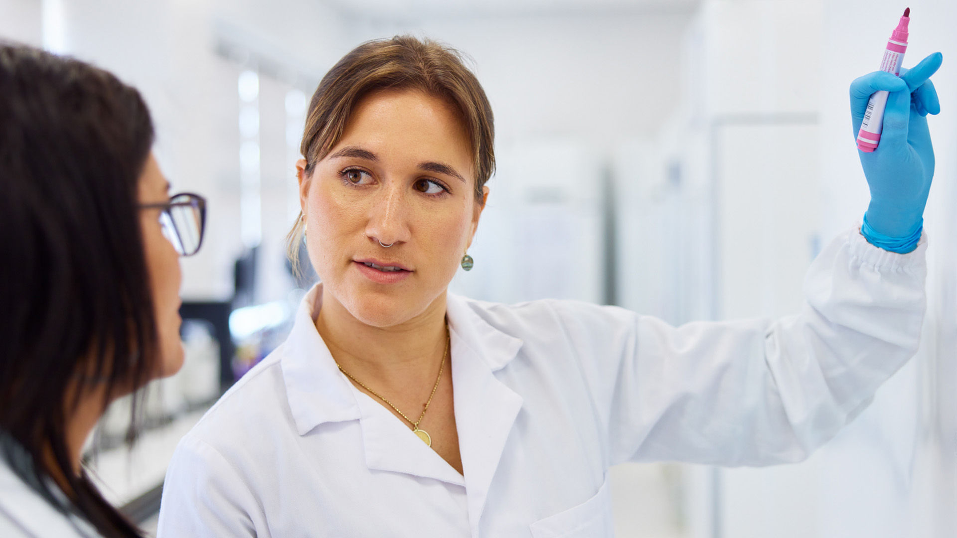 Key considerations for optimizing your lab design | LabLeaders